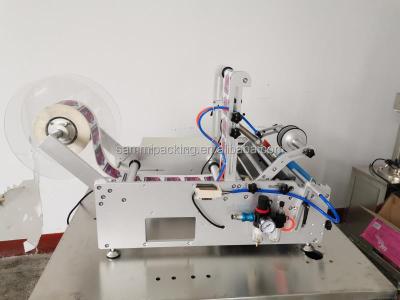 Cina Etichettatrice semiautomatica per bottiglie di vetro da 10 ml, etichettatura su un lato/due lati, etichettatura per bottiglie rotonde in vendita