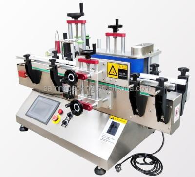 Китай Дешевая цена полностью автоматическая высокоскоростная маркировочная машина с конвейерной бутылкой наклейки маркировочная машина SMTBJ-50 с CE продается
