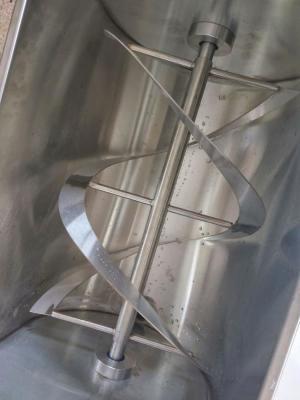 Cina Equipaggiamento di imballaggio automatico a basso costo per il riempimento e il taglio in vendita