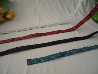 China 3cm Custom made Curve design Polyester Jacquard Ribbons Garment Accessories for sale