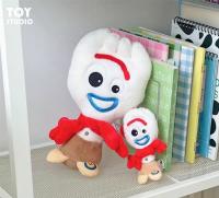 China Cute Portable Forky Plush Doll Keychain for sale