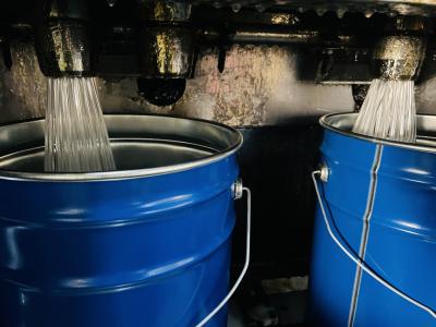 China Temperatuurbestendige epoxylijm voor injectie in 20 kg of 200 kg stalen trommels for sale