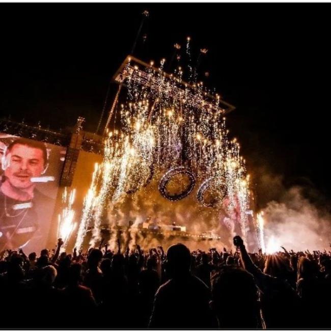 Unilumin UGMⅡ series LED screen in stage production
