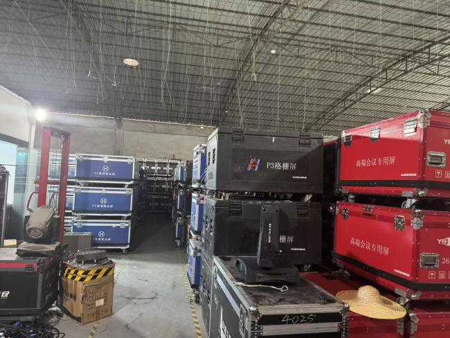 Close-up view of ACME CM-S6 LED array and controls