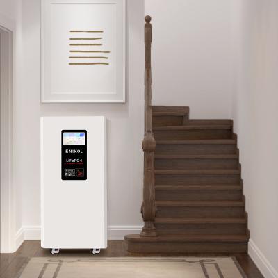 Cina 15KWH schermo toccabile 300AH 51.2V Batteria di accumulo di energia domestica con ruote per la casa in vendita