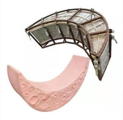 China Custom Crescent Moon Shaped Rotomolding Mold & Cast Aluminum Tooling for LED Illuminated Moon Chairs & Landscape Sculptures for sale