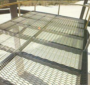 China Expanded  Metal Mesh for Walkway Staircase OEM China for sale
