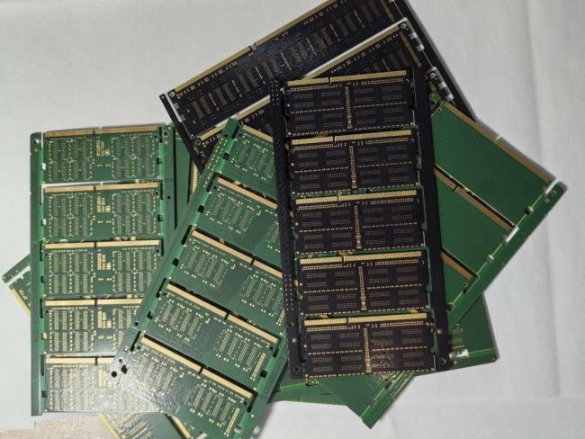 China RAM Blank PCB Maker DDR5/DDR4/DDR3/U-DIMM/So-DIMM Green and Black Memory PCB