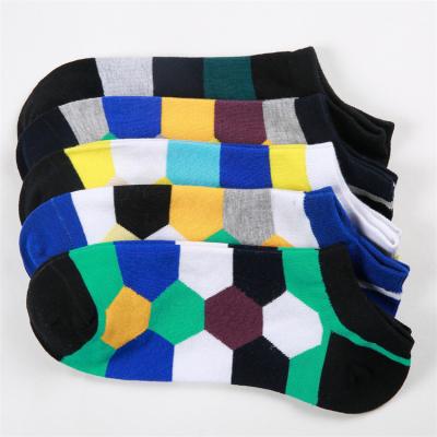 China Comfortable OEM colorful cotton ankle socks for football athletes for sale