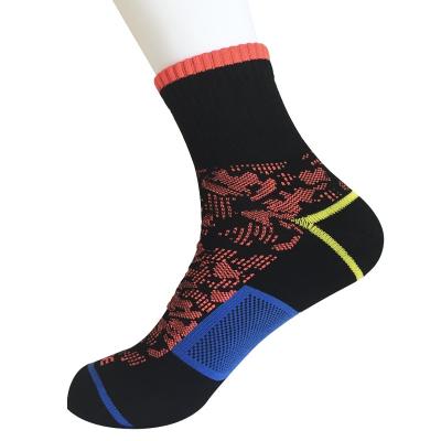 China Half Cushion Polyester Fashion Quarter Camouflage Socks for sale