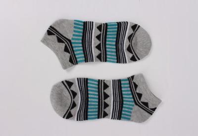 China Custom design colorful cotton ankle unisex socks for sale