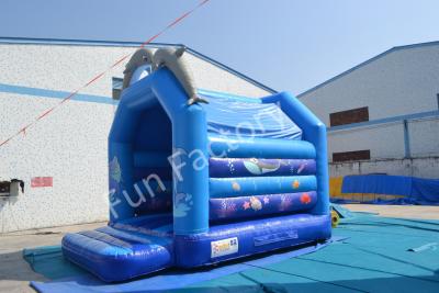 Cina Camera gonfiabile di rimbalzo del delfino regolare blu di moonwalk per i bambini in vendita