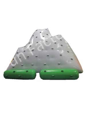 Cina Parete rampicante di galleggiamento dell'iceberg gonfiabile del cortile per i giochi del parco dell'acqua in vendita