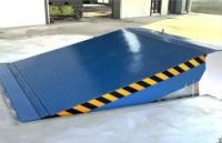 China Automatic Stationary Fixed Pit Hinged Lip Hydraulic Loading Container Dock Leveler For Loading Docks Or Bays for sale