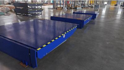 Cina Rampa di sollevamento idraulica per magazzini resistenti in vendita