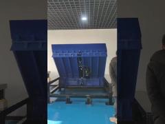 Livellatore di banchina verticale idraulico per piattaforme ferroviarie di stoccaggio a freddo