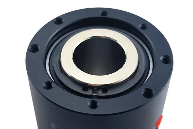 Top view of Q2PM5-2056 pneumatic rotary joint