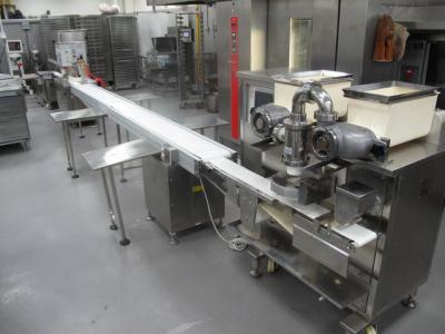 Cina linea macchina del dolce della luna in vendita