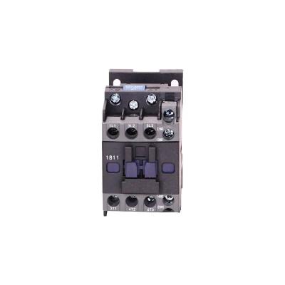 中国 32A 220VAC IP20 とスクリューまたはDINレール装置の3極工業ACコンタクタ 販売のため