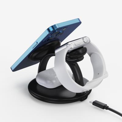 Cina Stazione di ricarica tripla portatile - 15W di ricarica magnetica veloce per telefono, orologio e cuffie, qualità certificata, spazio in vendita
