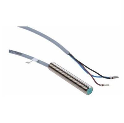 中国 ペッパール+フックス インダクティブセンサー NBB2-8GM50-E2 2mm フラッシュ 動作距離増加 販売のため