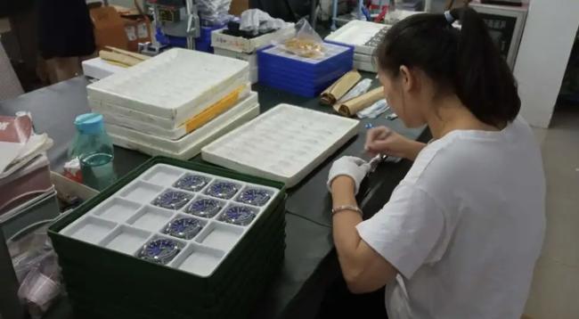 Dong Guan Aopiqiu Watch Co., Ltd., factory production line 0
