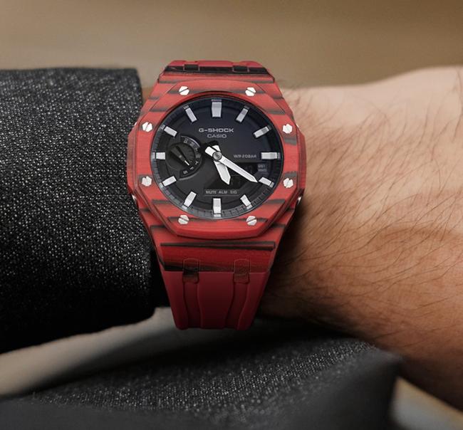 Casio watch case side profile showing thickness
