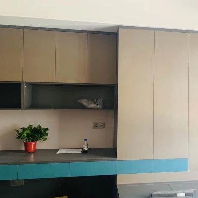 Cina Flat Pack Swing Door Armadio Master Organizzatore Armadio Camera da letto in vendita
