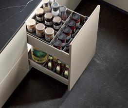 China Adjustable Stainless Steel Pull Out Basket For Kitchen Cabinets Spice Rack for sale
