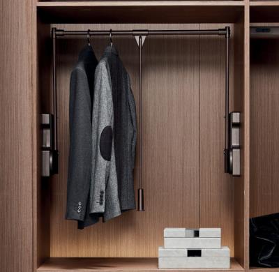 China Acessórios de guarda-roupa de madeira OEM Rack ajustável para armazenamento de roupas modernas for sale
