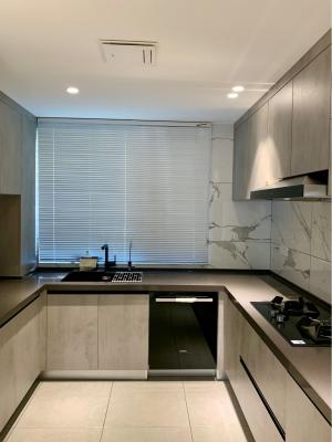 China Cupboard Cabinets Makers Kitchen Furniture Modular Kitchen Cabinets with Island for sale