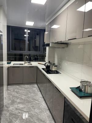 China Laminate Kitchen Cabinet Sets With Clear Glass Door Panel Wall Cabinets for sale