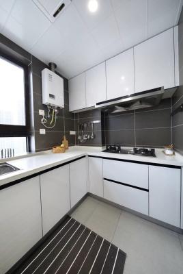 China Laminated Melamine Finish Vertical Wood Grain Frameless Kitchen Cabinet For Home for sale