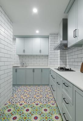 China Custom Made Home Furniture Laminate Modern Style Kitchen Cabinets for sale