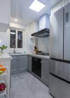 China Modern White Flat Panel MFC Melamine Customized Kitchen Cabinets for sale