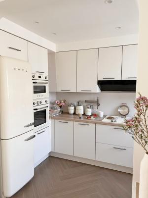 중국 모던하고 간결한 스타일 맞춤 가구 멜라민 유닛 주방 캐비닛 (싱크대 포함) 판매용