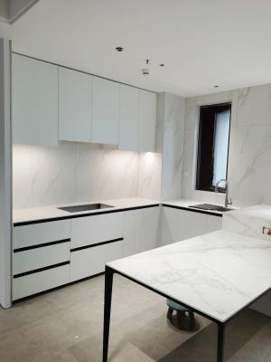 中国 住宅用合板ドア付きモダンキッチンキャビネット 販売のため