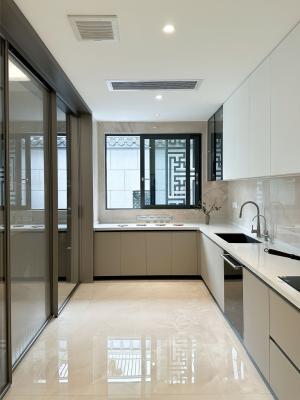 中国 プレミアム・フィッティングとカスタム・マテリアルで 現代のキッチンキャビネット 販売のため