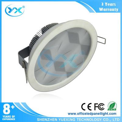 Cina L'alluminio rotondo ha messo il LED Downlight 9W 2800 - CE RoHS di 3200K Ra95 in vendita