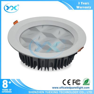 Cina 2800 - 3200K colore in bianco e nero 3D LED Downlight 18w per la Camera/residenziale in vendita