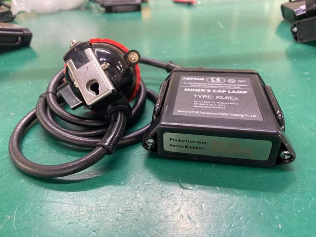 LED Coal Miners Cap Lamp Corded LED Cap Lamp Kl6ex 6000mAh Atex Approved