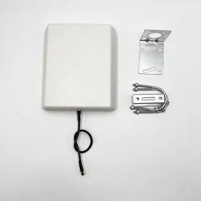 China 1.4G 1300-1500M 8dBi single-polarization directional antenna for unmanned aerial vehicle, SMA male connector, 210x180x45mm for sale