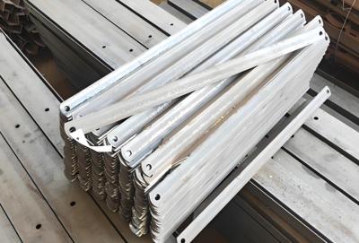 China Overhead Line Light Type Pairs Flat Crossarm Braces for Pole Line Construction for sale