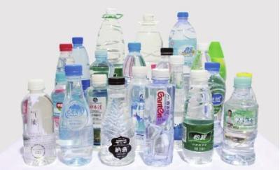 Cina fresatrice automatica del colpo dell'ANIMALE DOMESTICO di 8000*3300*3200mm per la bottiglia per il latte 700ml in vendita