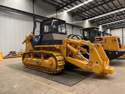China Mini Hydrostatic Wheel Bulldozers with Blade and Logging Winch Kawasaki Hydraulic Cylinder for sale