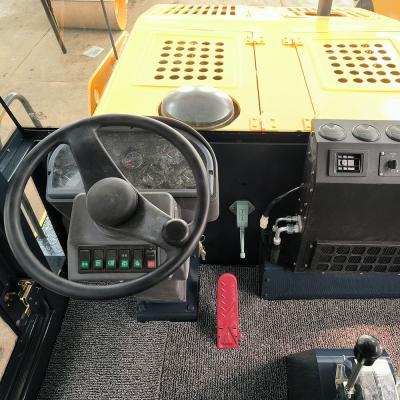 China Customizable Road Levelers with 2130mm Vibration Drum Width and WEICHAI Engine for sale