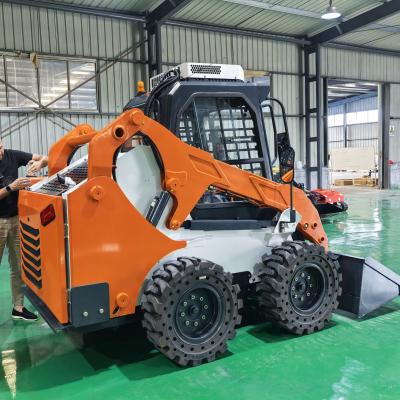 Cina Potente caricatore mini-skid full-hydraulic da 14 kW per terra e versatile in vendita