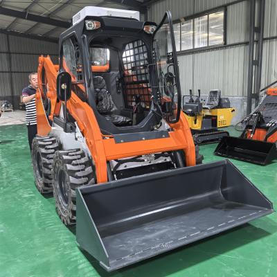 Cina Potente caricatore mini-skid full-hydraulic da 14 kW per terra e versatile in vendita