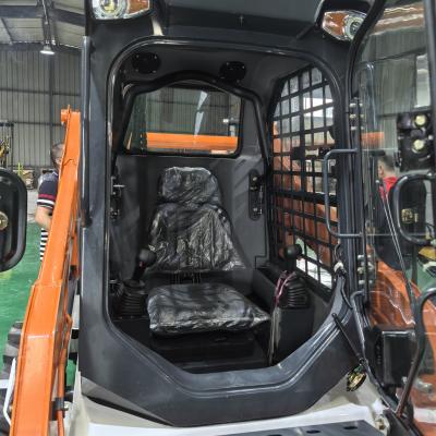 Cina Potente caricatore mini-skid full-hydraulic da 14 kW per terra e versatile in vendita