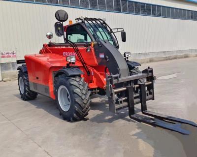 Cina Pneumatici a rotazione 4X4 Telemanipolatori Gru 3 tonnellate 4 tonnellate 16m 17m 18m carrello elevatore telescopico in vendita
